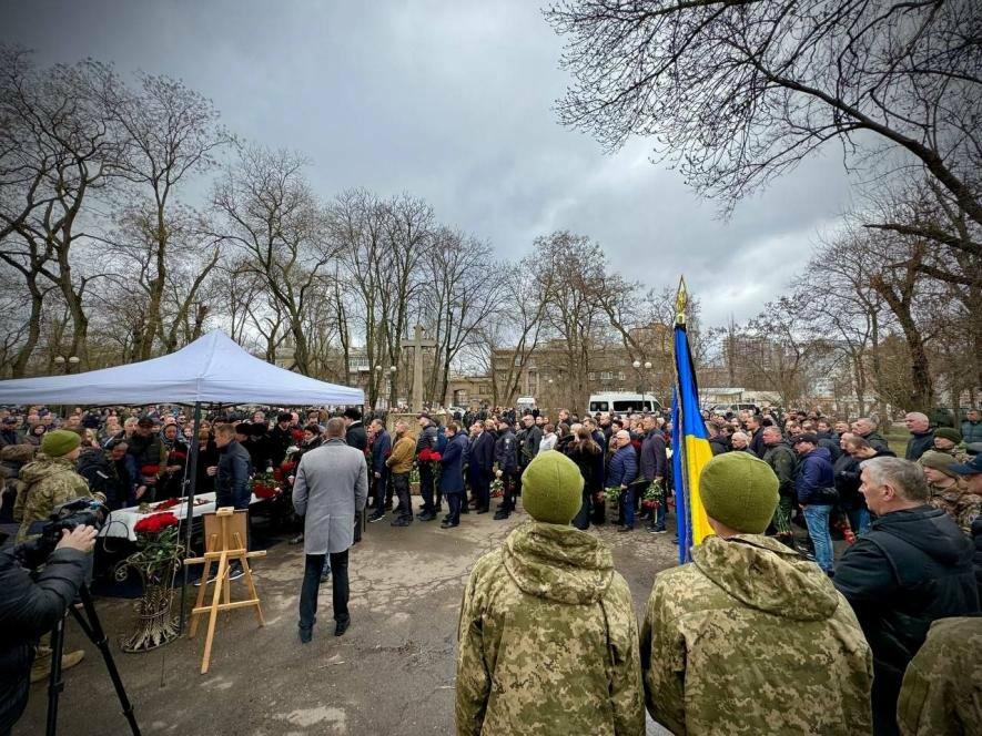 Погиб в результате ракетного удара: провели в последний путь экс-заместителя мэра Одессы Сергея ...